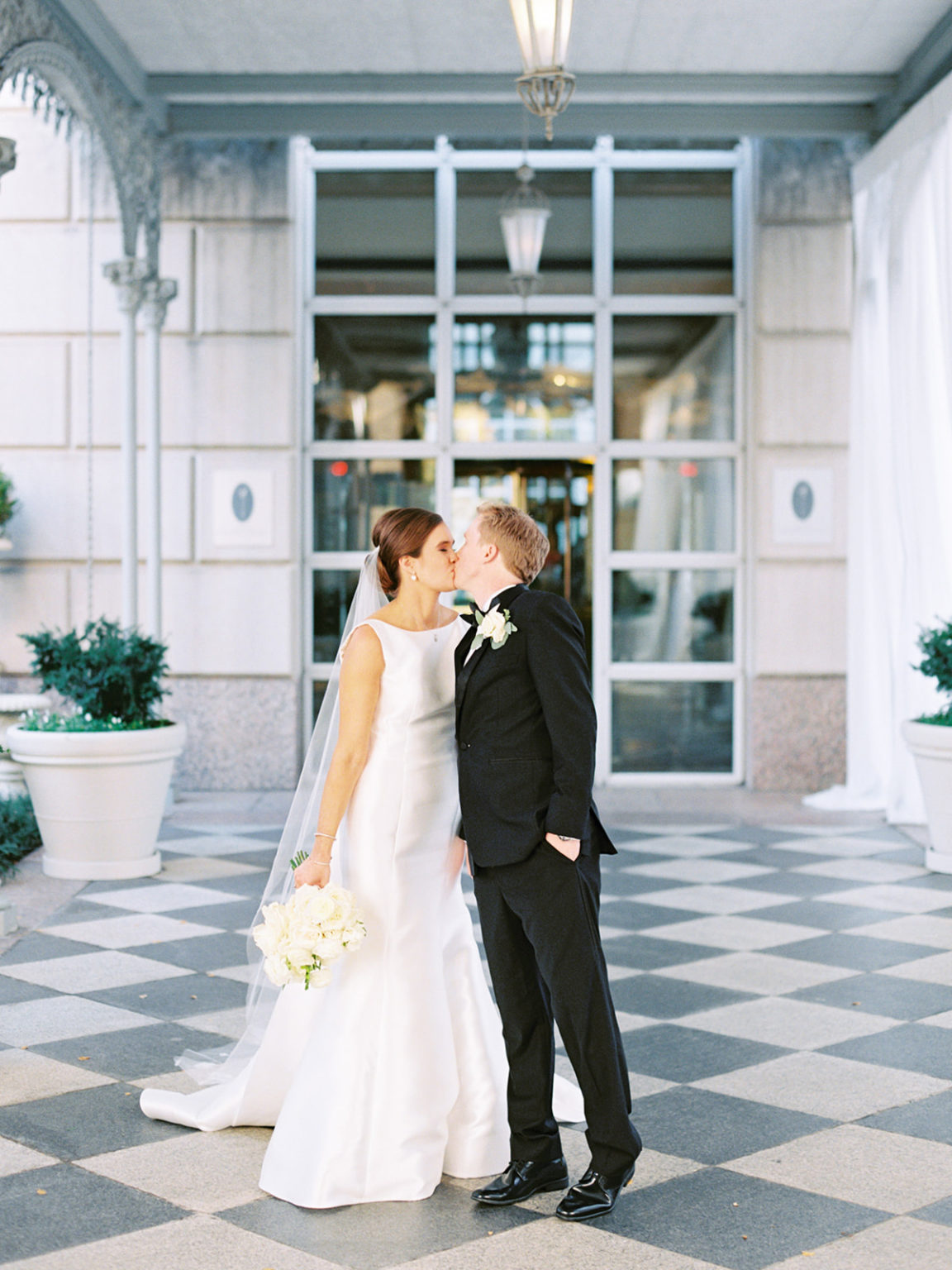Room on Main Wedding | DFW Wedding Photographer